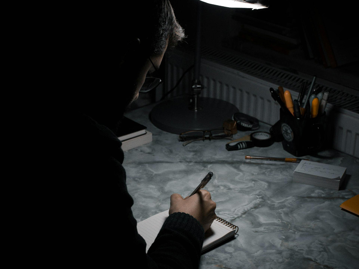 In Writing: Dale Hobson | Poetry and other symbolic gestures